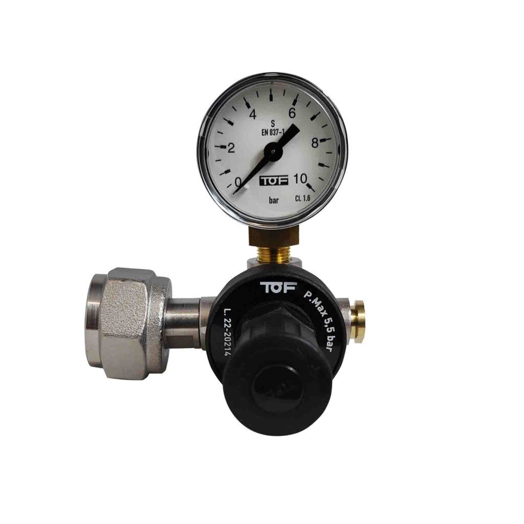 CO2 pressure reducer for refillable cylinders